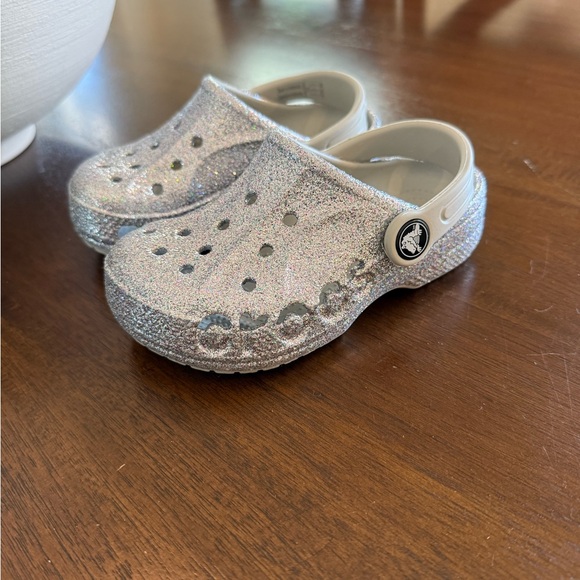 CROCS | Shoes | Euc Toddler Girl Crocs Baya Glitter Clog Sparkly Size C ...